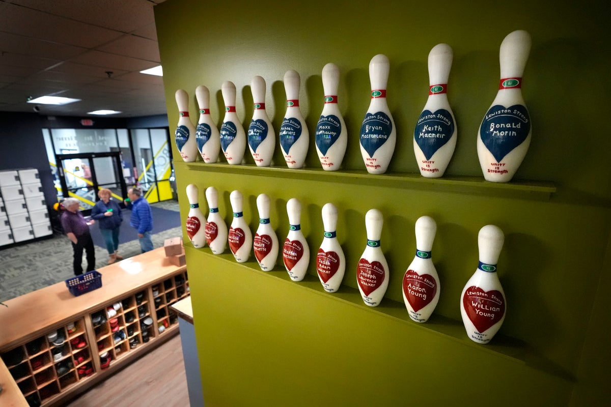Lewiston bowling alley reopens 6 months after Maine's deadliest mass ...