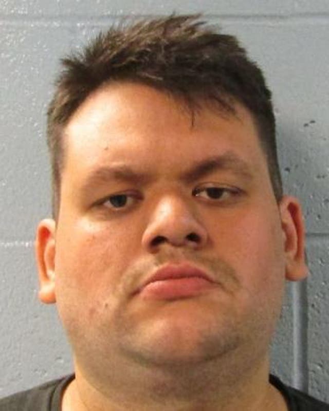 Man randomly confesses to 2016 murder after being approached for ...