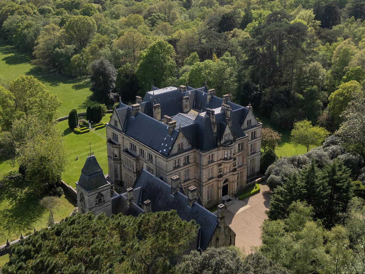 Inside Putin’s English palace: how a Sussex manor became a club for ...