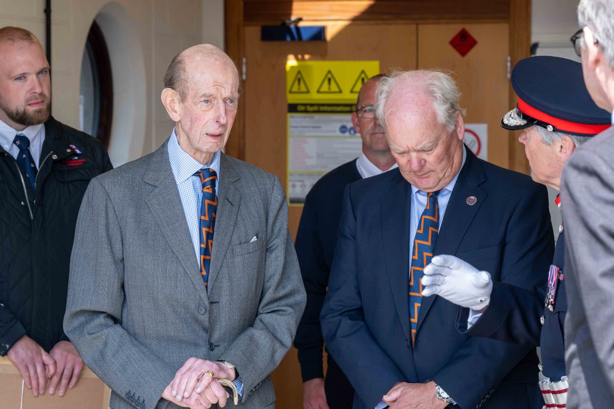 Duke of Kent pays tribute to crew members who died in 1970 lifeboat ...
