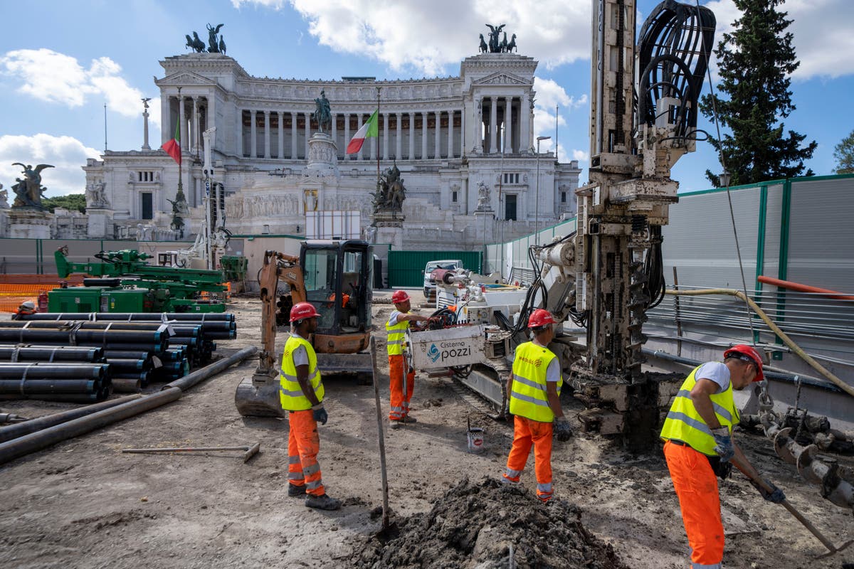 Work on new Rome subway line under the Colosseum and Forum enters ...