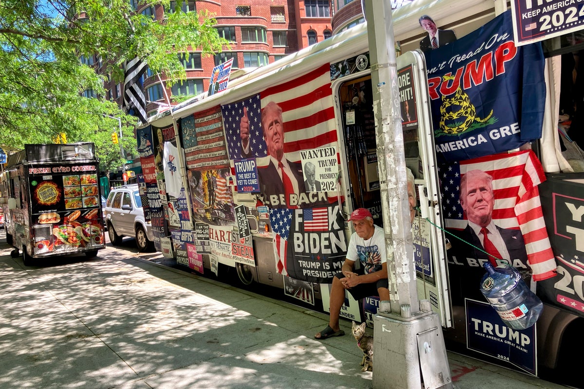 Trump fans' bus loaded with MAGA merchandise crashes in New York City ...