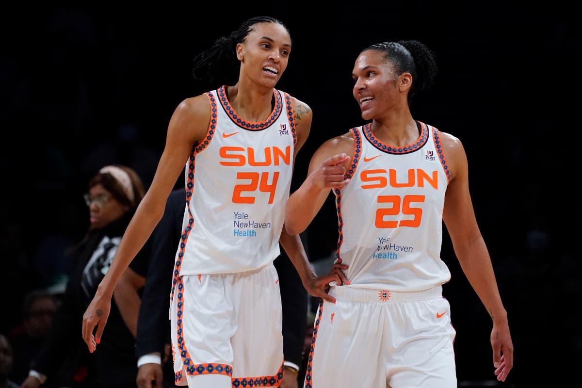 Engaged Sun teammates Alyssa Thomas and DeWanna Bonner find work-life ...