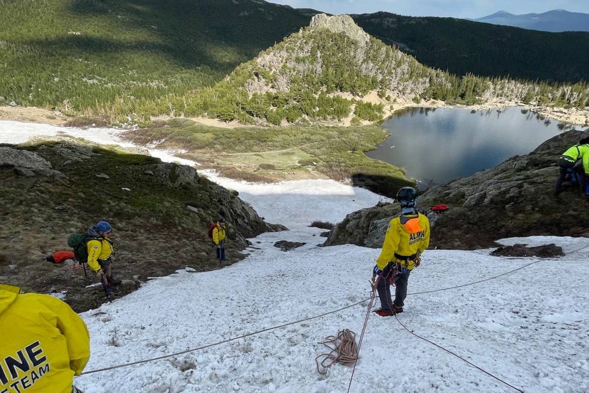Hiker dies in 300-foot fall off Colorado glacier | The Independent