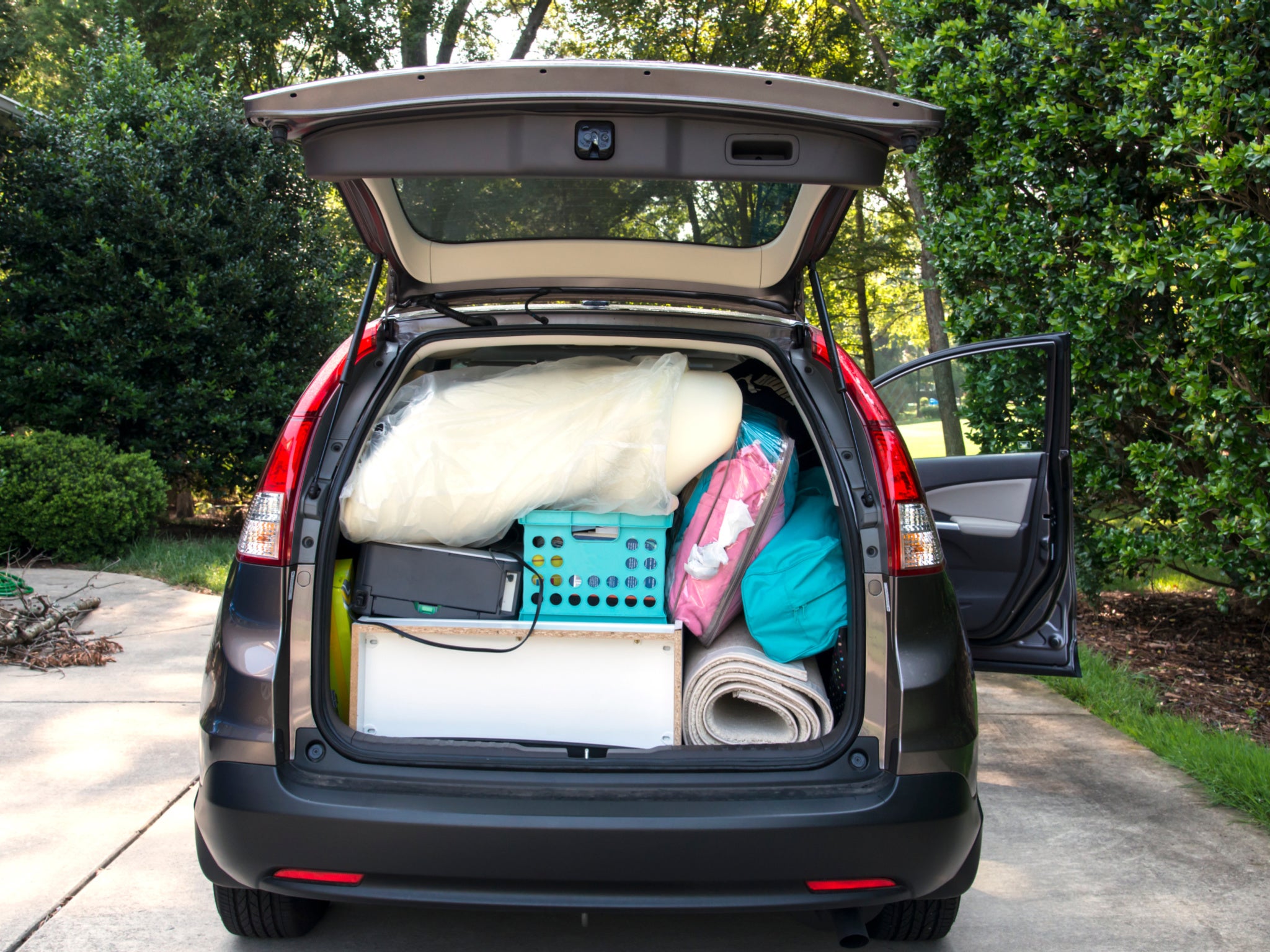 Holidaymakers risk £300 fines for overpacked cars | The Independent
