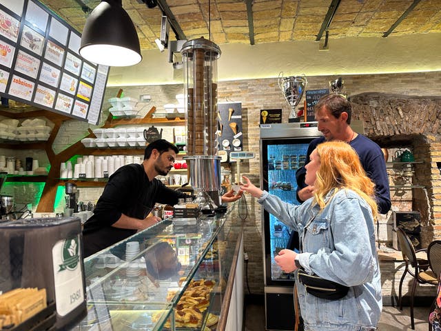Trastevere: The Rome neighbourhood where the locals come to eat | The ...