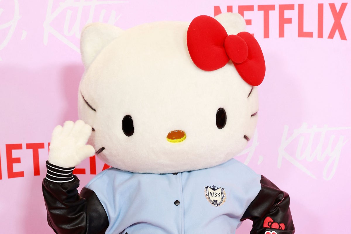 Hello Kitty creators reveal beloved character is not a cat to fan shock ...