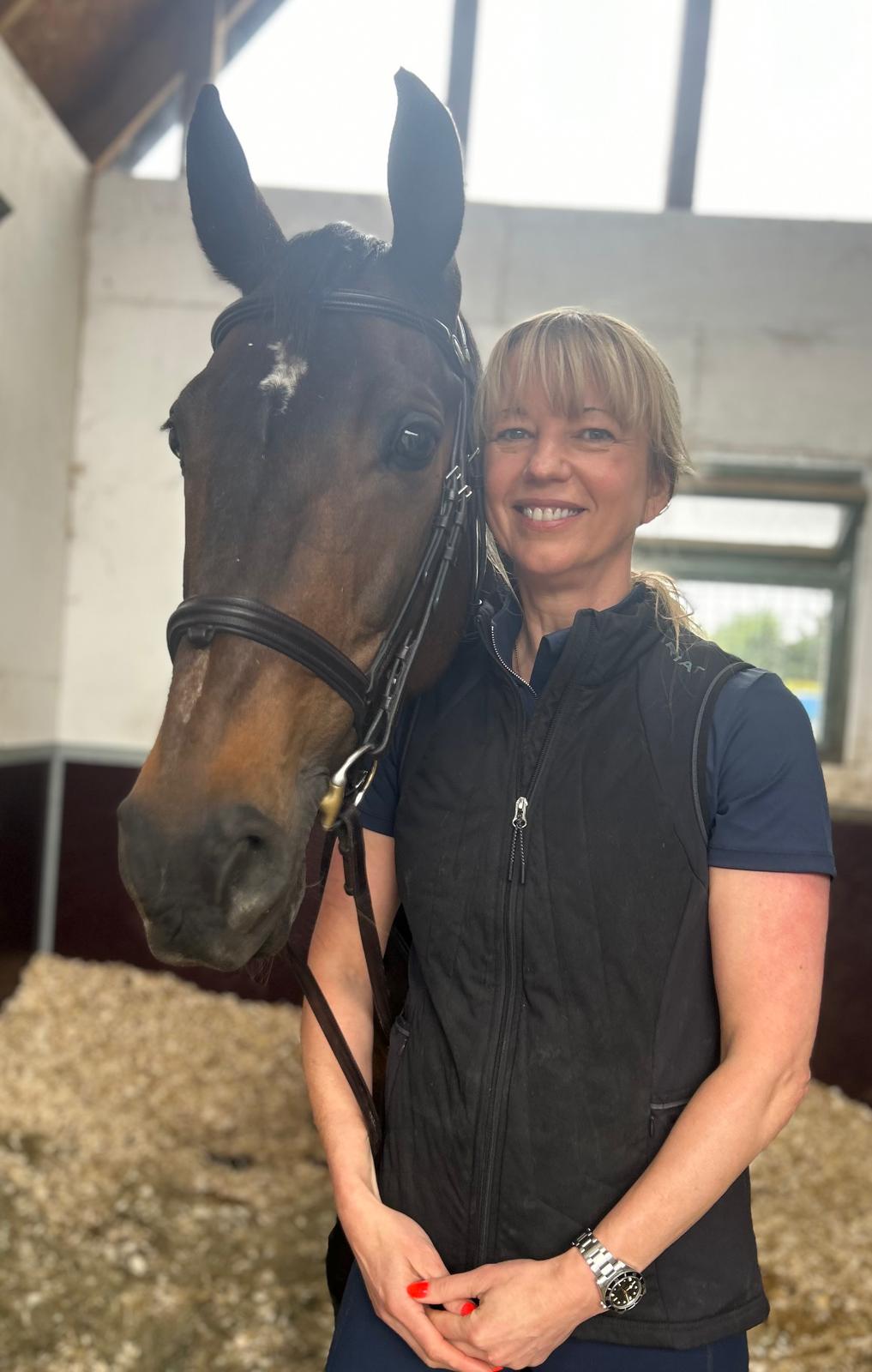 Sara Cox on the joy of telling a good yarn – and why she’ll never write ...