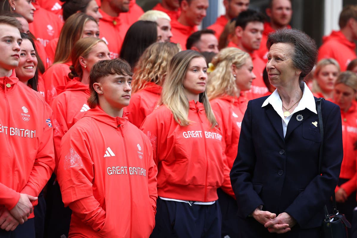 Anne meets Team GB athletes in first foreign trip since horse accident ...