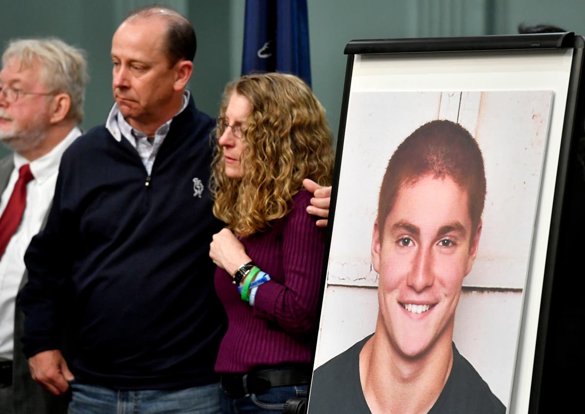 Ex-leaders of Penn State frat where pledge died after night of drinking ...