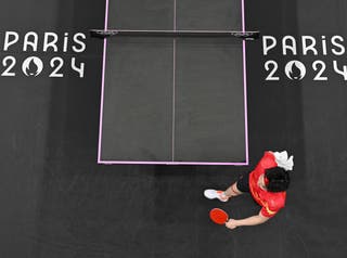 Photographers break Chinese table tennis star’s paddle to spark major ...