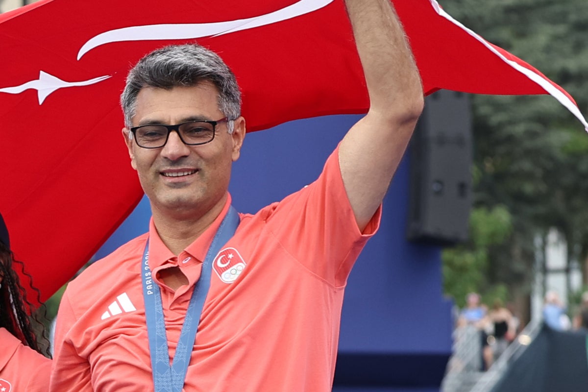 Turkey’s Olympic shooter goes viral for understated look as he wins ...