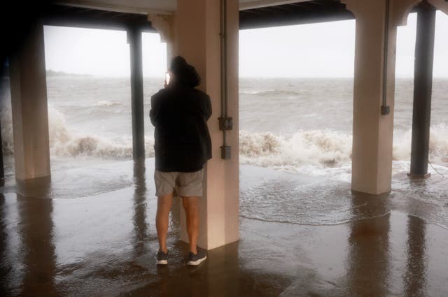 Tropical Storm Debby hits South Carolina with over a foot of rain as ...