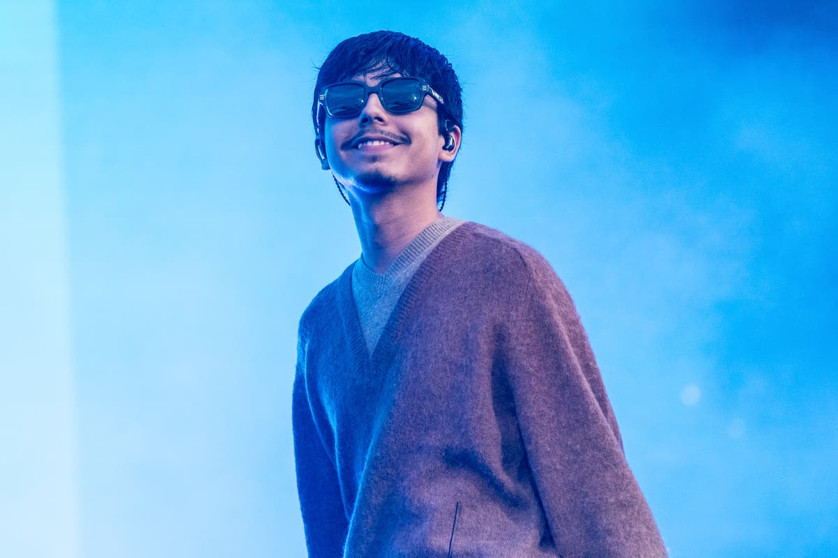 Singer-songwriter Ivan Cornejo fuses alternative and regional Mexican ...