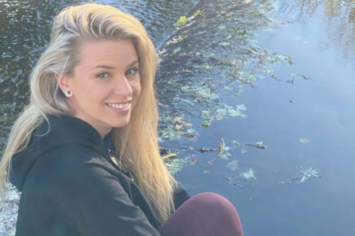Professional skydiving instructor dies and student seriously injured ...