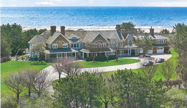 Trump megadonor claims $400,000-a-month Hamptons rental was infested ...