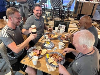 Biggest-ever rail station Wetherspoons opens at London Waterloo | The ...