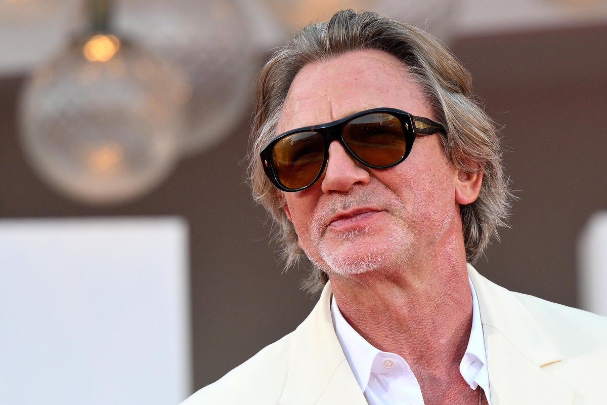 Daniel Craig’s brand new hairdo proves he’s well and truly over Bond ...