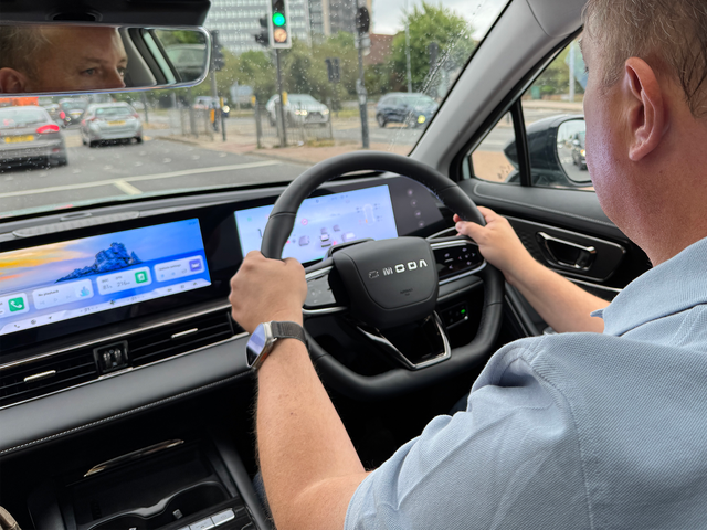 Omoda E5 review: An all-electric SUV at an eye-catching price | The ...