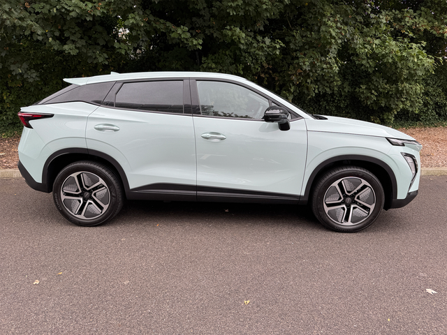 Omoda E5 review: An all-electric SUV at an eye-catching price | The ...