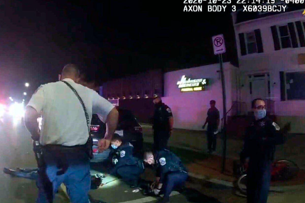 DC police officers sentenced to prison for deadly chase and cover-up ...