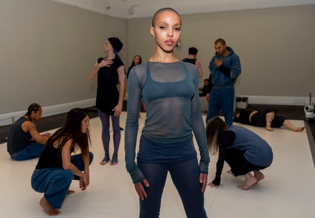 Fka Twigs Sparks Outrage Among Fans After Cancelling More Shows Due To