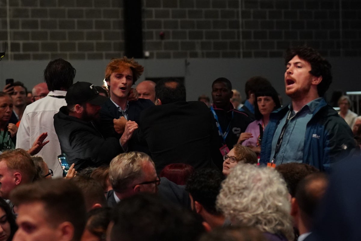 Protesters ejected from Labour conference after disrupting Chancellor’s ...