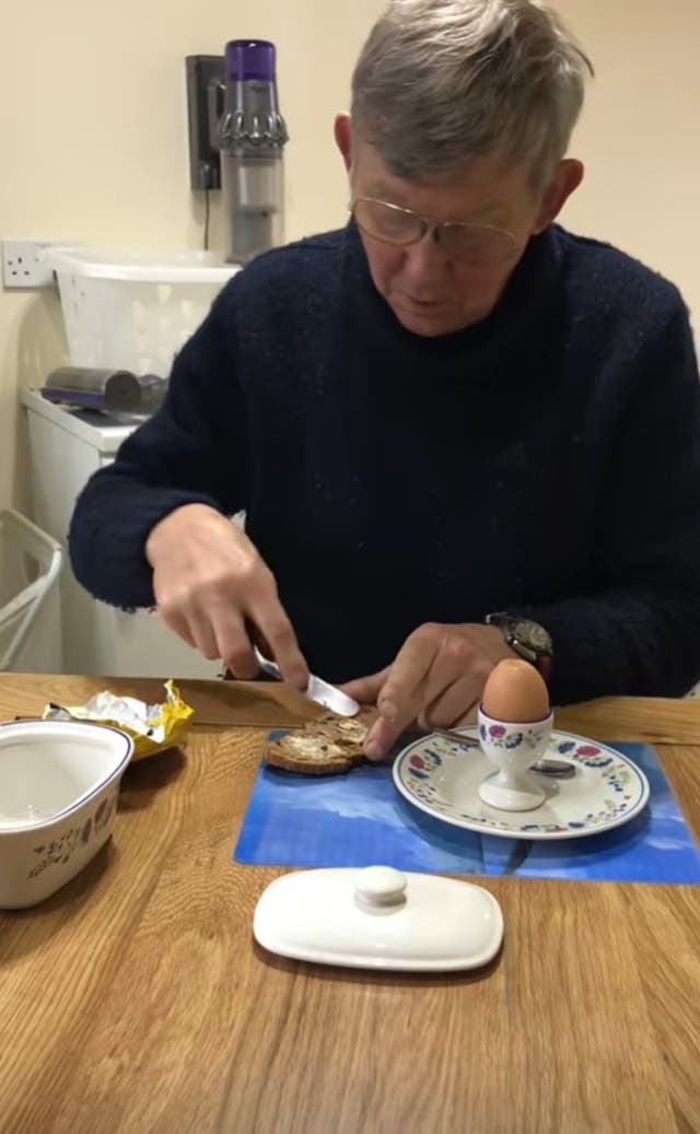 China pays tribute to ‘Old Dry Keith’ who shared his bland British ...