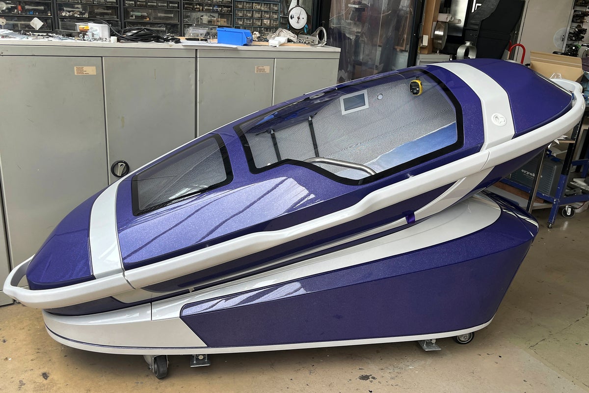 Woman ‘almost immediately’ ended her life in controversial suicide pod ...