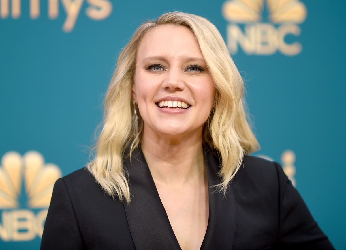 After playing Weird Barbie, Kate McKinnon's new children's book also ...