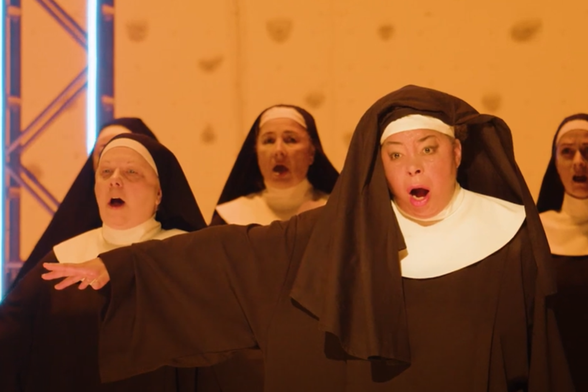 Opera of live sex, piercing and blood leaves 18 theatregoers ill with ...