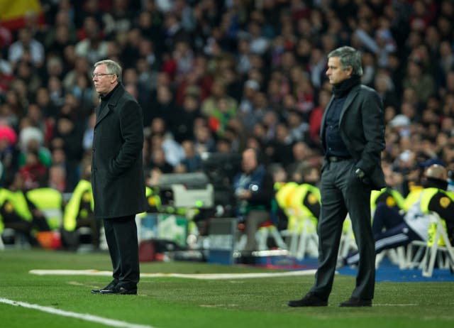 Jose Mourinho reacts to Sir Alex Ferguson’s Man Utd contract being ...