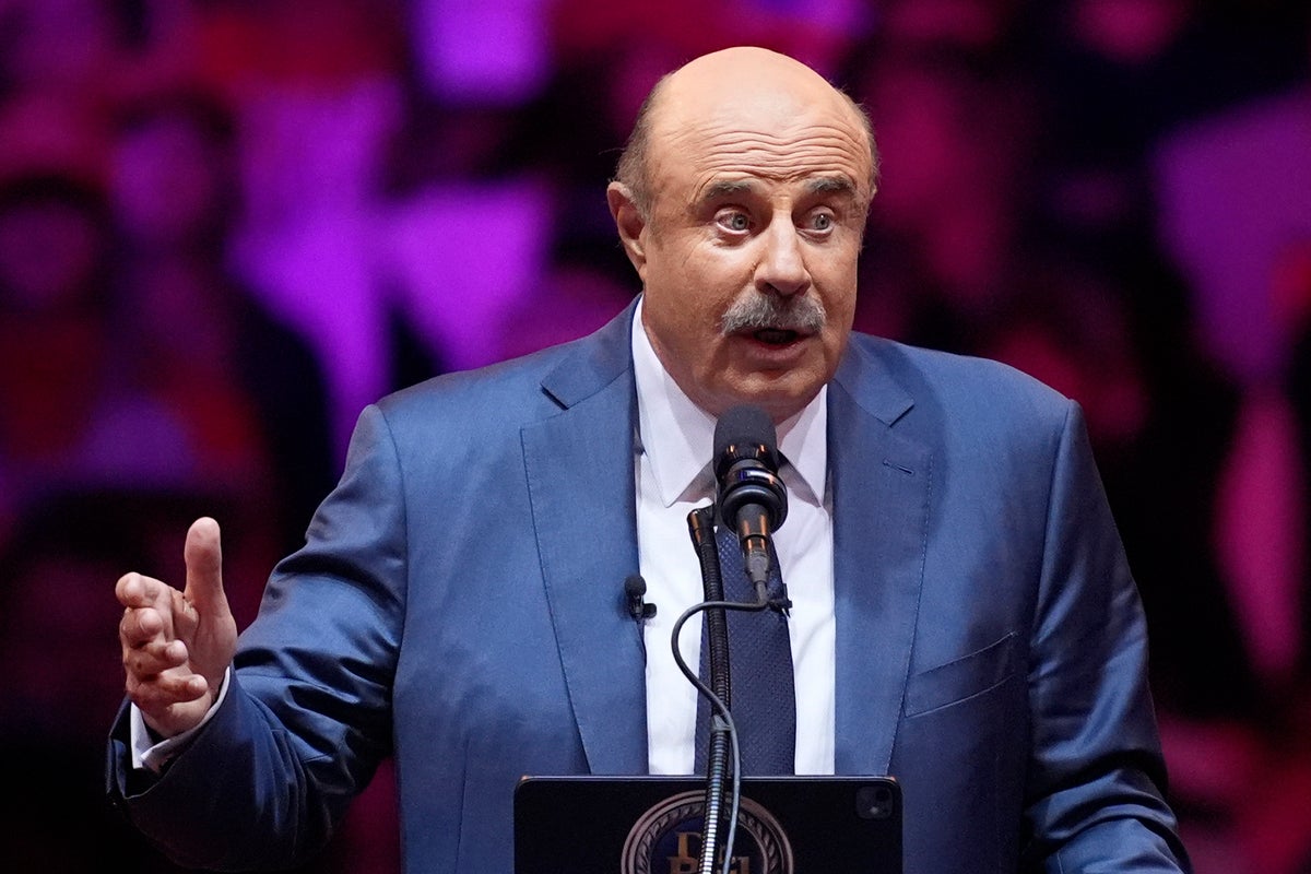 Dr Phil endorses Trump for president at Madison Square Garden rally ...
