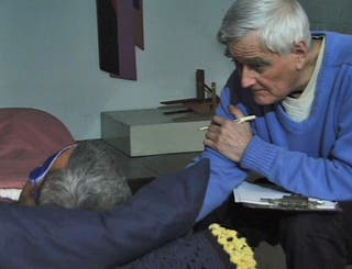 Mom who famously claimed she was abducted by aliens says Netflix made her look like a liar in ...