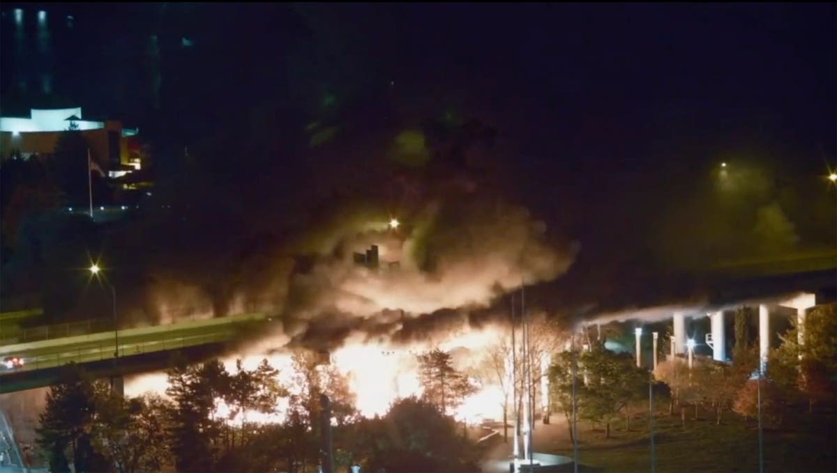 Massive fire closes Ohio River bridge near Cincinnati and damages its ...