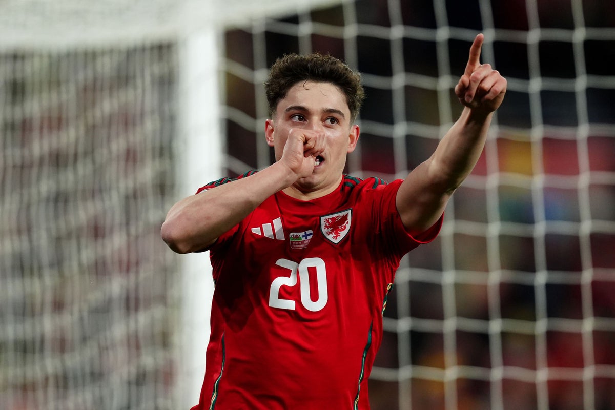 Daniel James returns to Wales squad for final Nations League games ...