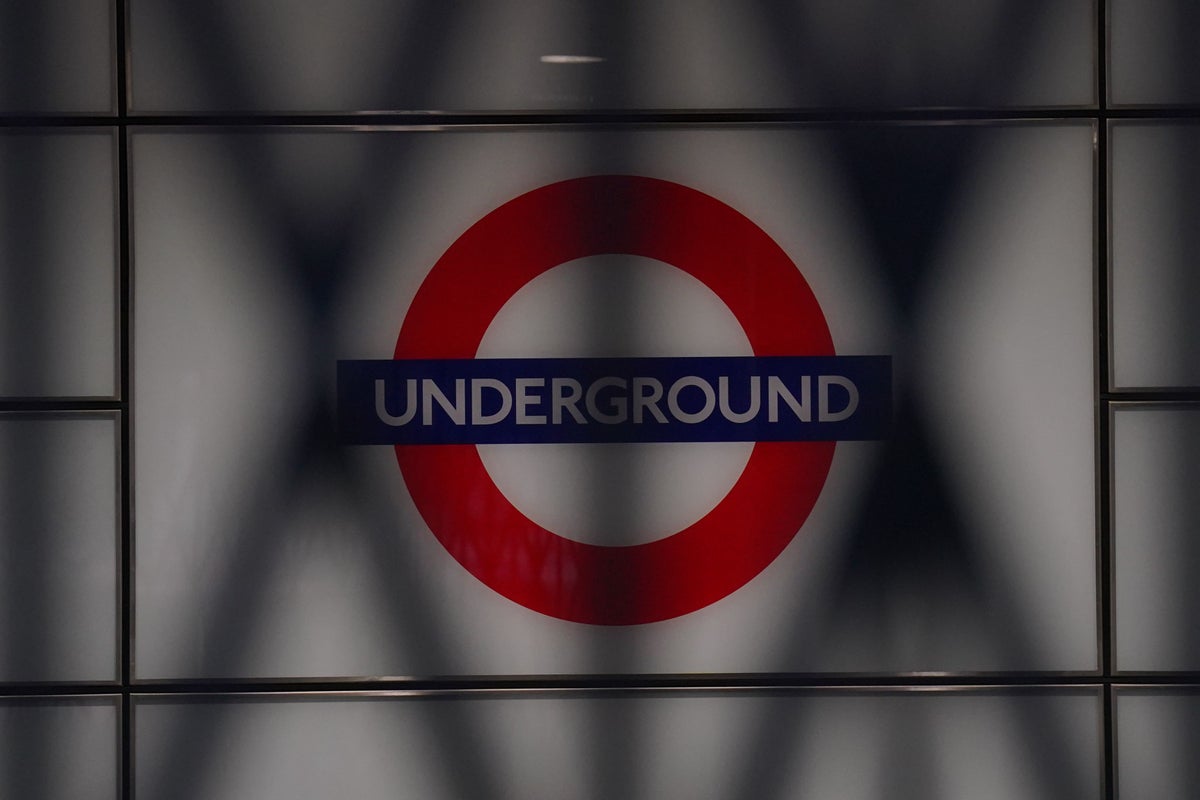 Tube drivers to be offered four-day working week | The Independent
