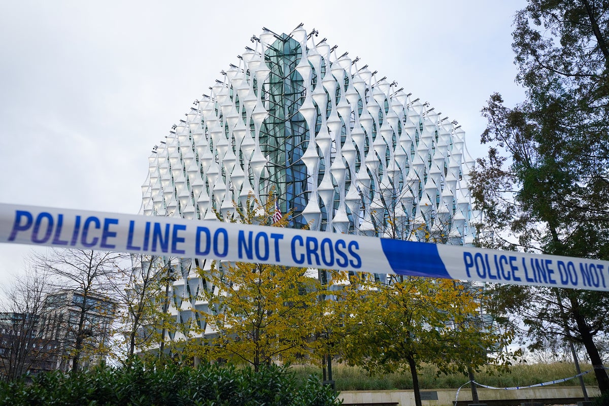 Man Charged With Bomb Hoax Over Incident At Us Embassy In London The