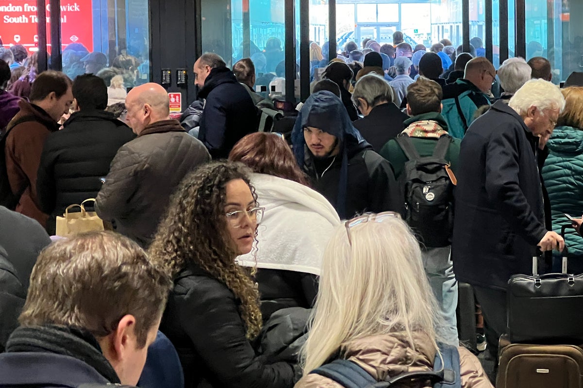 Inside Gatwick’s security protocol: How the bomb scare and evacuation ...