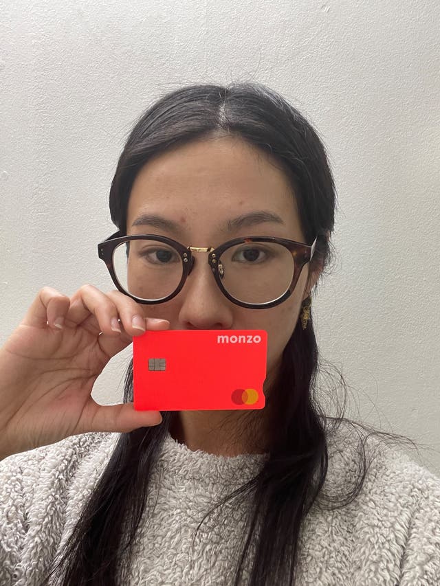 Warning after scammers pretending to work for Monzo pocket woman’s £ ...