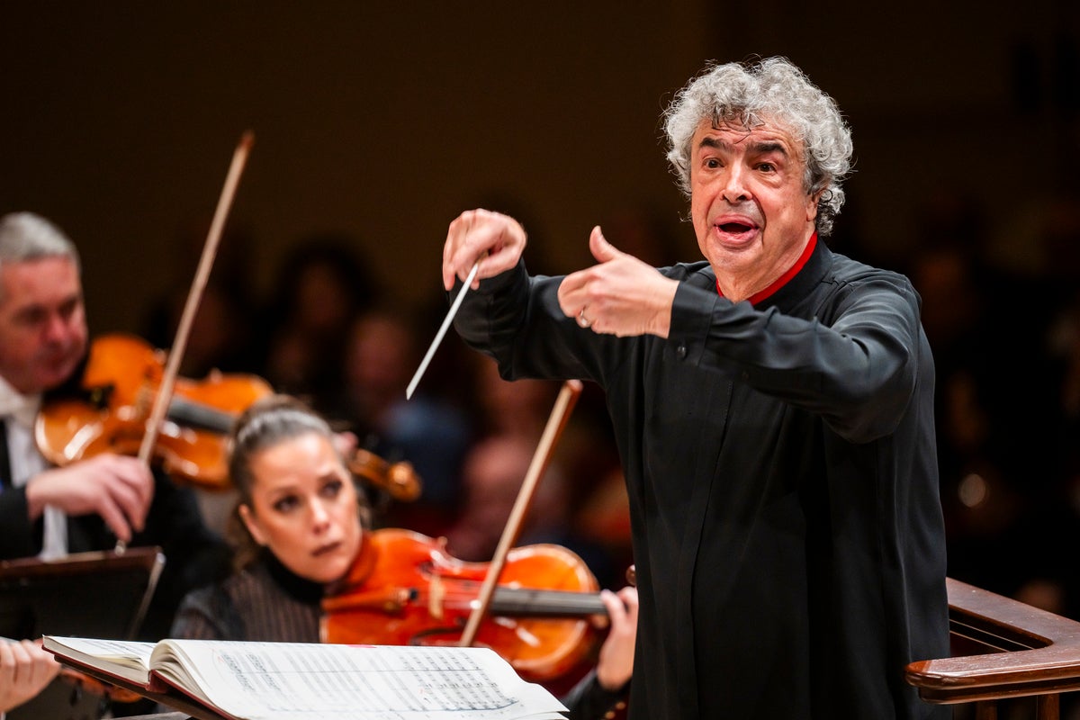 Semyon Bychkov conducts through pain in celebrating Year of Czech Music ...