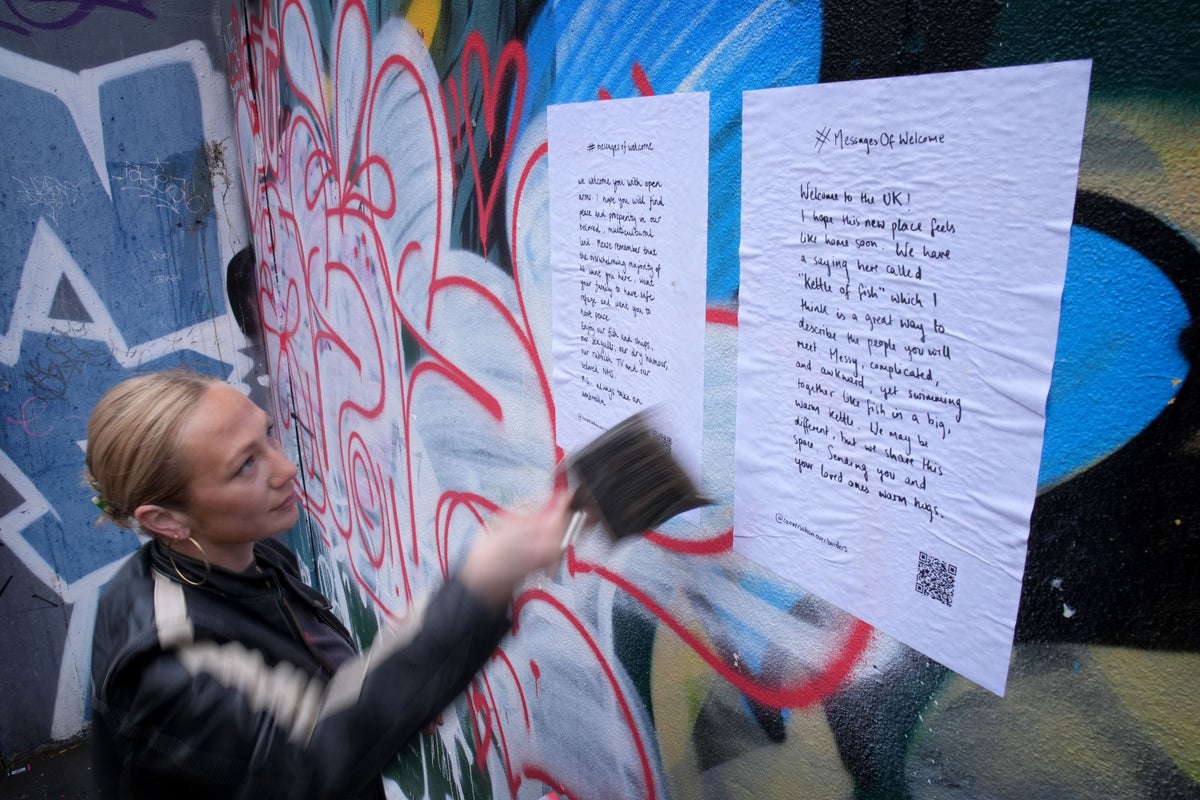 Christmas poster campaign to spread solidarity with refugees after ...