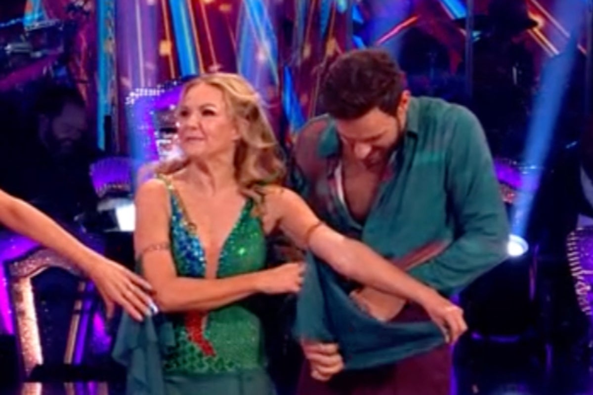 Vito Coppola suffers awkward wardrobe malfunction during Strictly Come ...