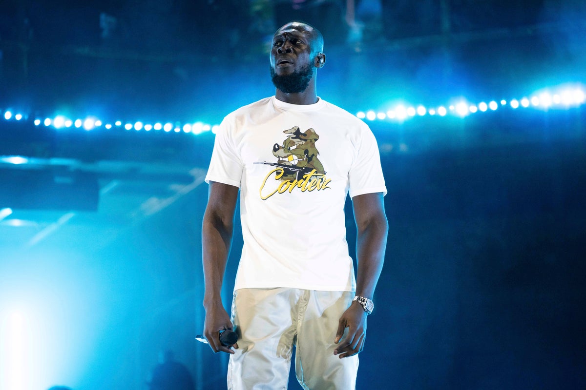 British rapper Stormzy banned from driving for using phone behind wheel ...