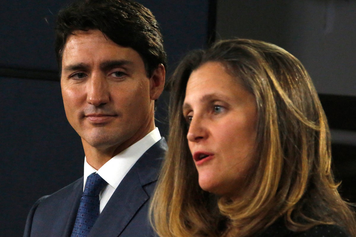 Trudeau takes subtle dig at former deputy PM whose shock resignation ...