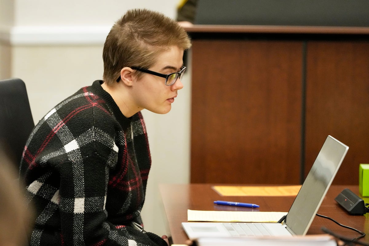 Police arrest Slender Man stabber after she cut monitor off and fled ...