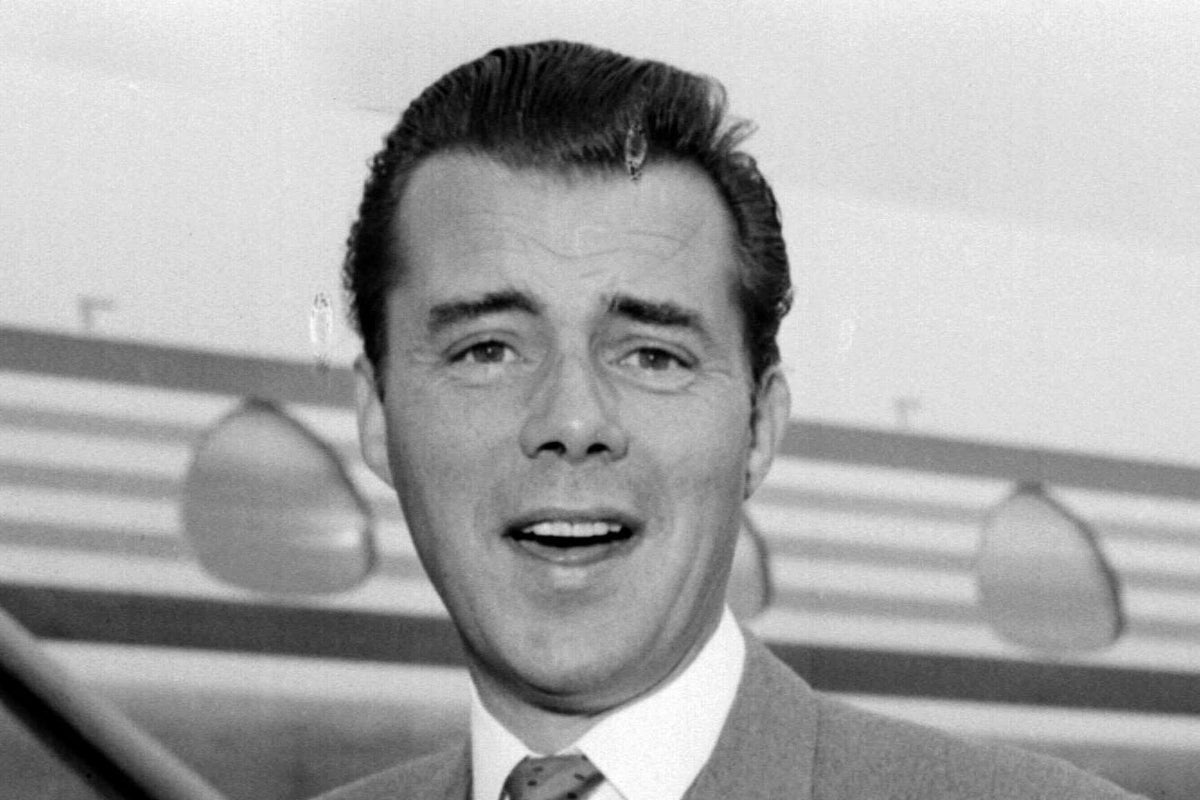 Dirk Bogarde and the KGB’s gay entrapment plot: MI5 files reveal secret ...