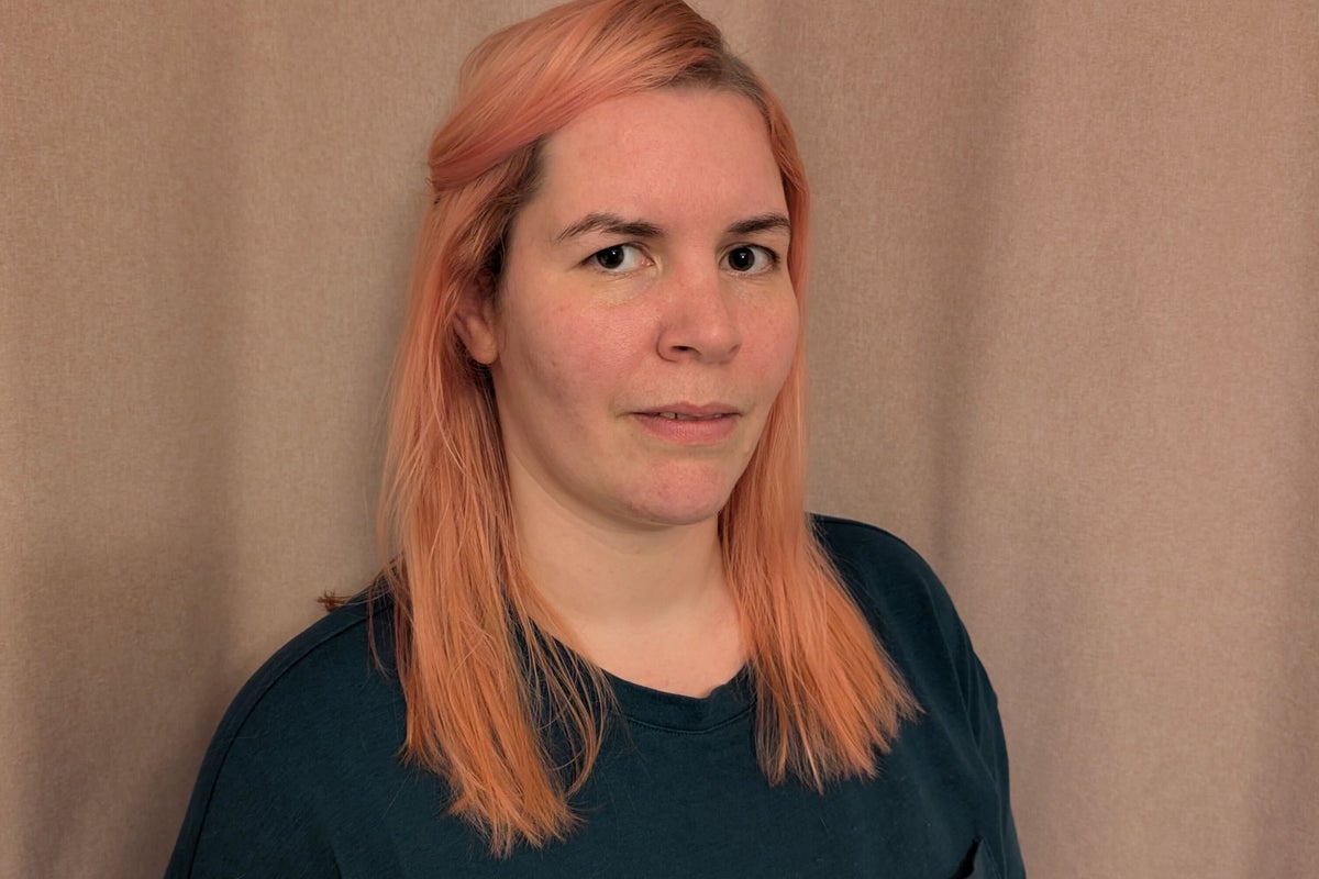 Women who experience miscarriage should get paid leave, MPs and ...