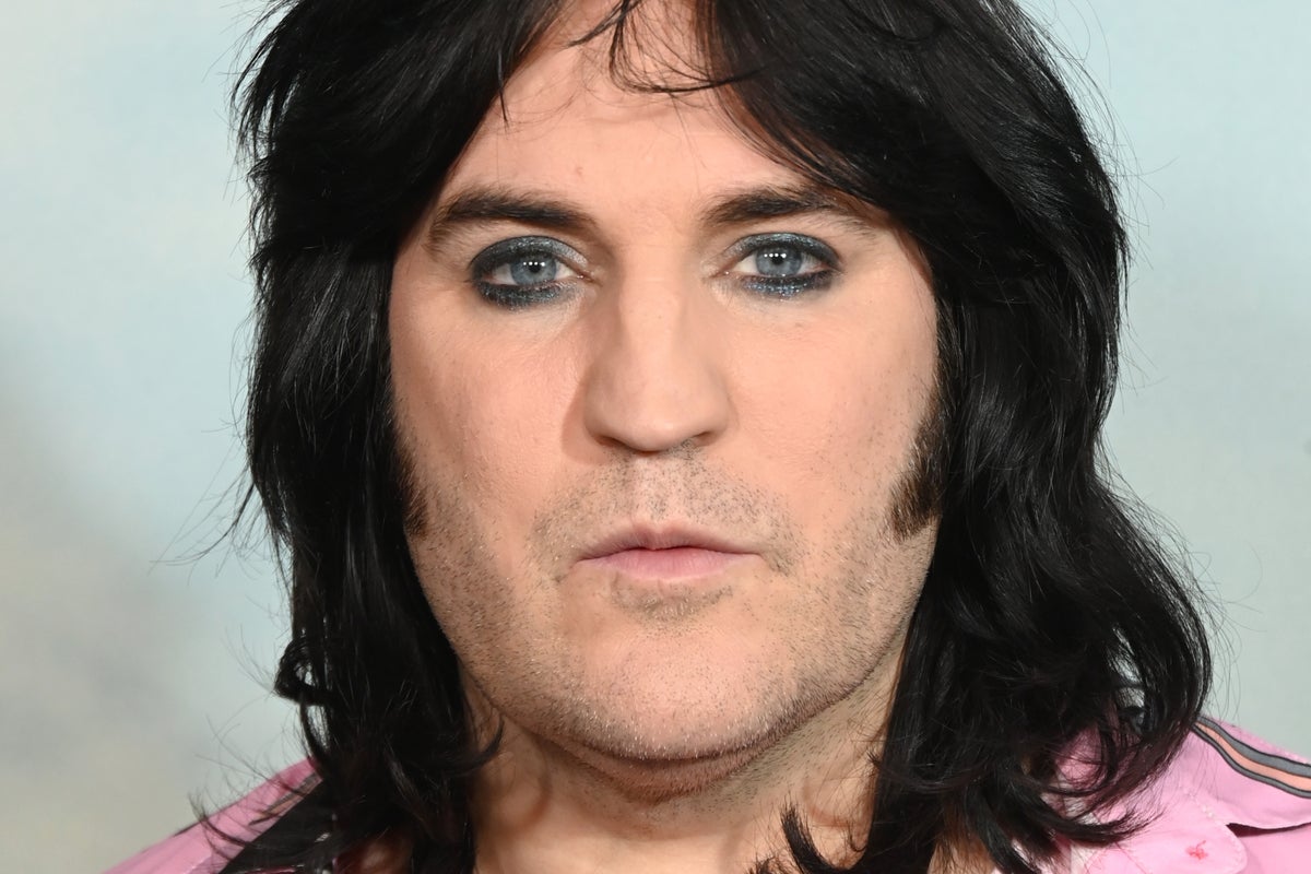 Noel Fielding’s Bake Off future ‘uncertain’ after withdrawal from Apple ...