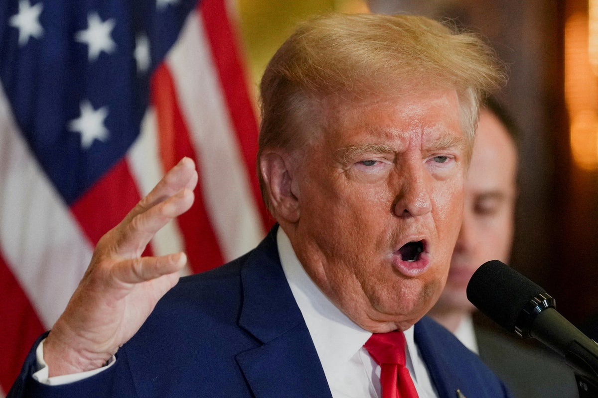 Trump names 11 people on his White House blacklist for second ...